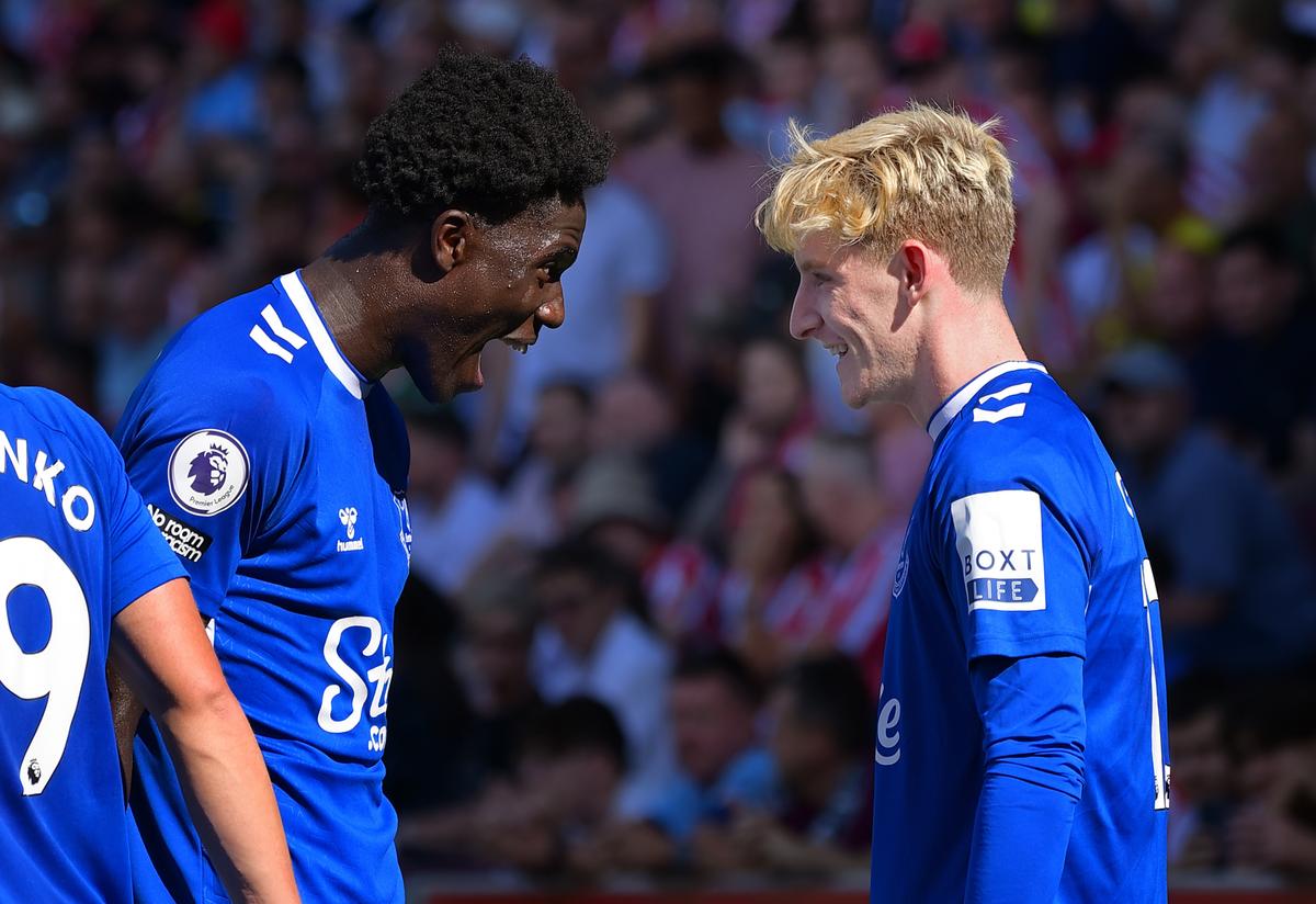 Everton midfielder Amadou Onana sent message from Anthony Gordon