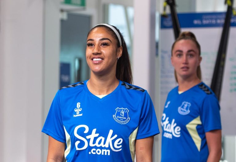 Man United Women on verge of signing Everton player in double swoop