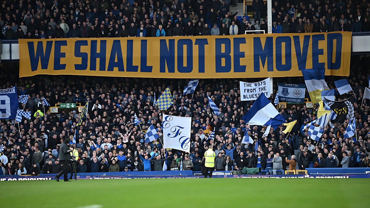 Everton 'pressure' mounting amid £150m development