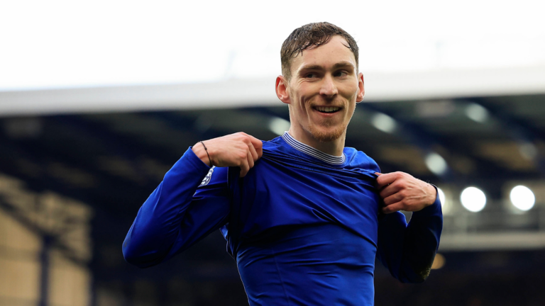 James Garner overlooked at Everton as 'wonderful' ace flies under radar